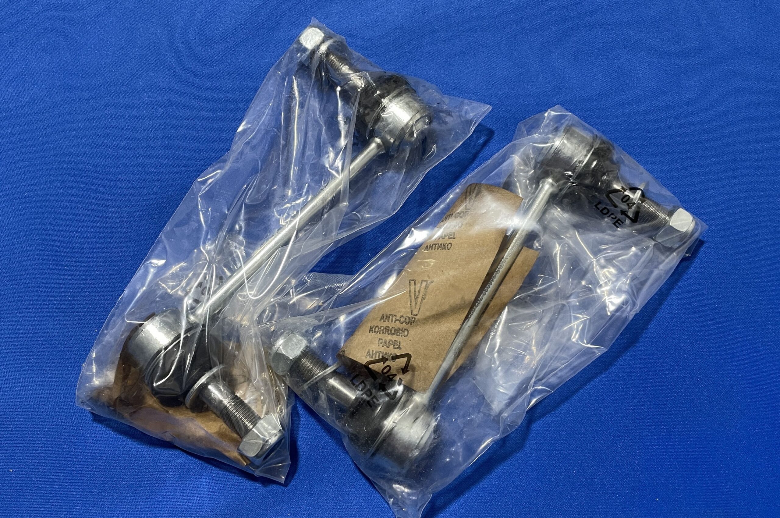 KAM Racingから修理に必要なパーツが到着した | にーまるろく あーるしー どっと ねっと